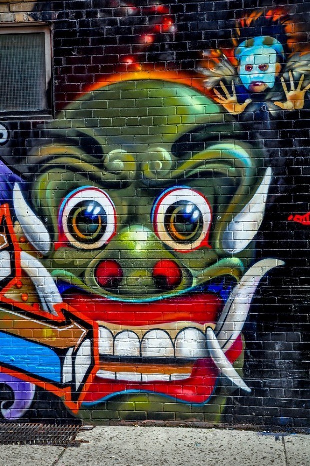 A Walk Through Rush Lane, the Graffiti Alley in Toronto - Travel Addicts