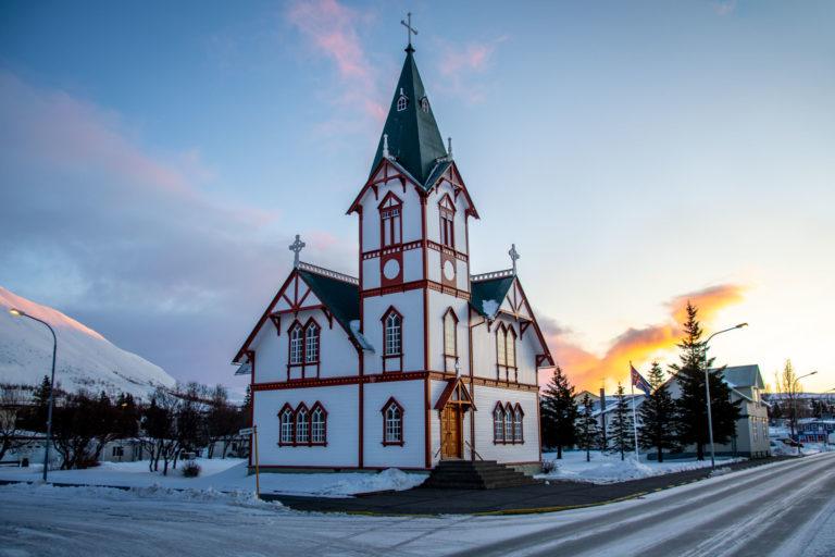 GeoSea: What to Know About Visiting the Geothermal Sea Baths