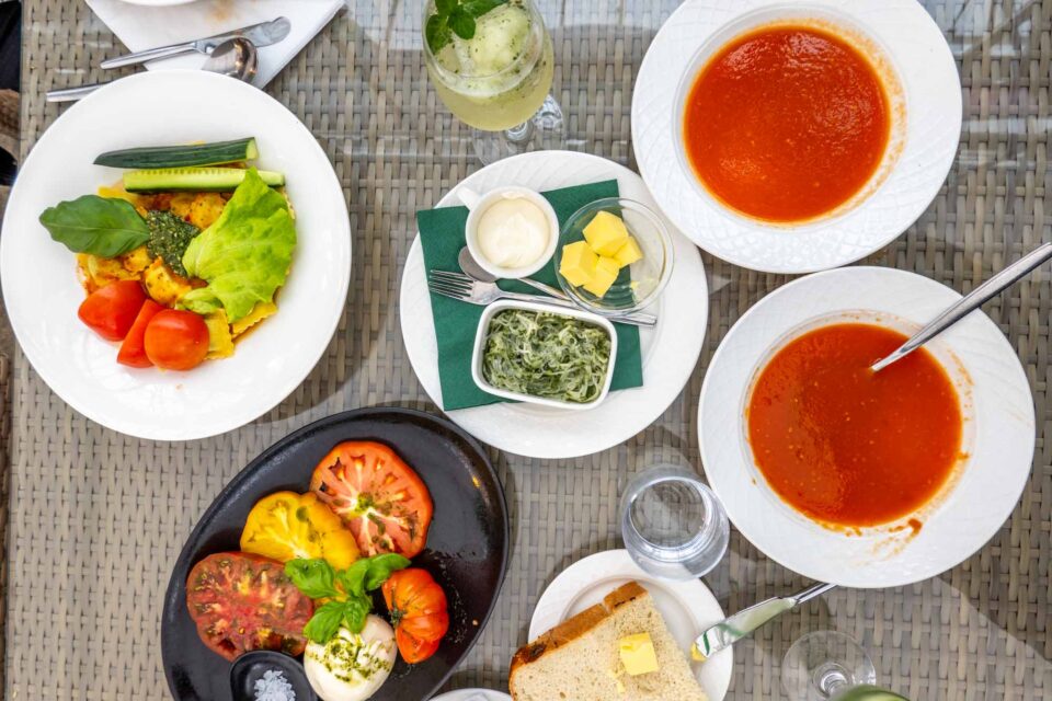 Friðheimar Tomato Farm: Lunch in a Greenhouse Restaurant - Travel Addicts